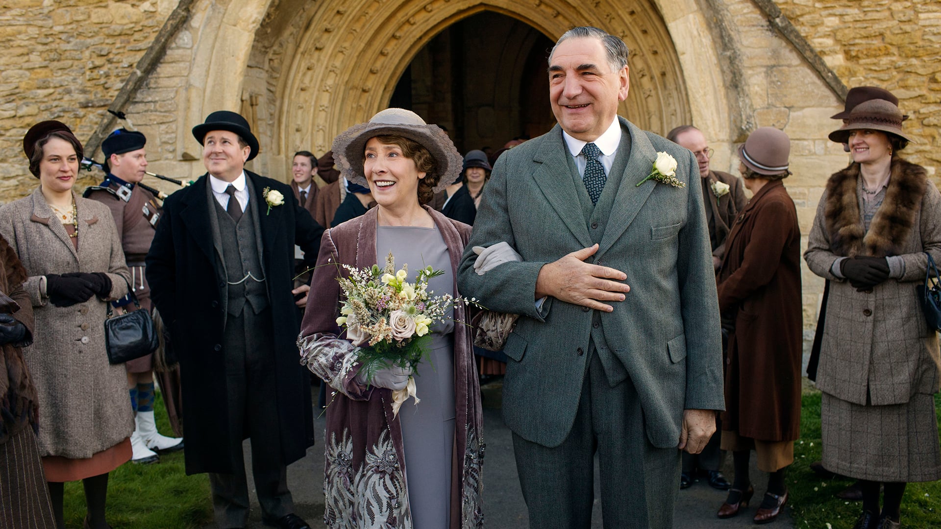 How to watch the Downton Abbey movies and TV series in release and ...