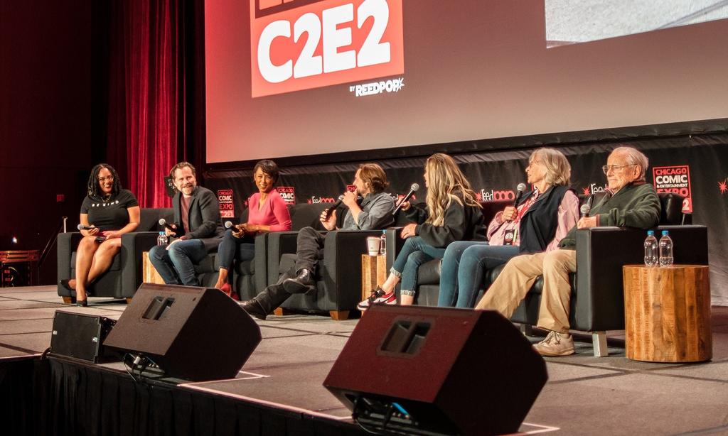 Watch the Boy Meets World panel with Danielle Fishel, Rider Strong, and more from C2E2 '23 ...
