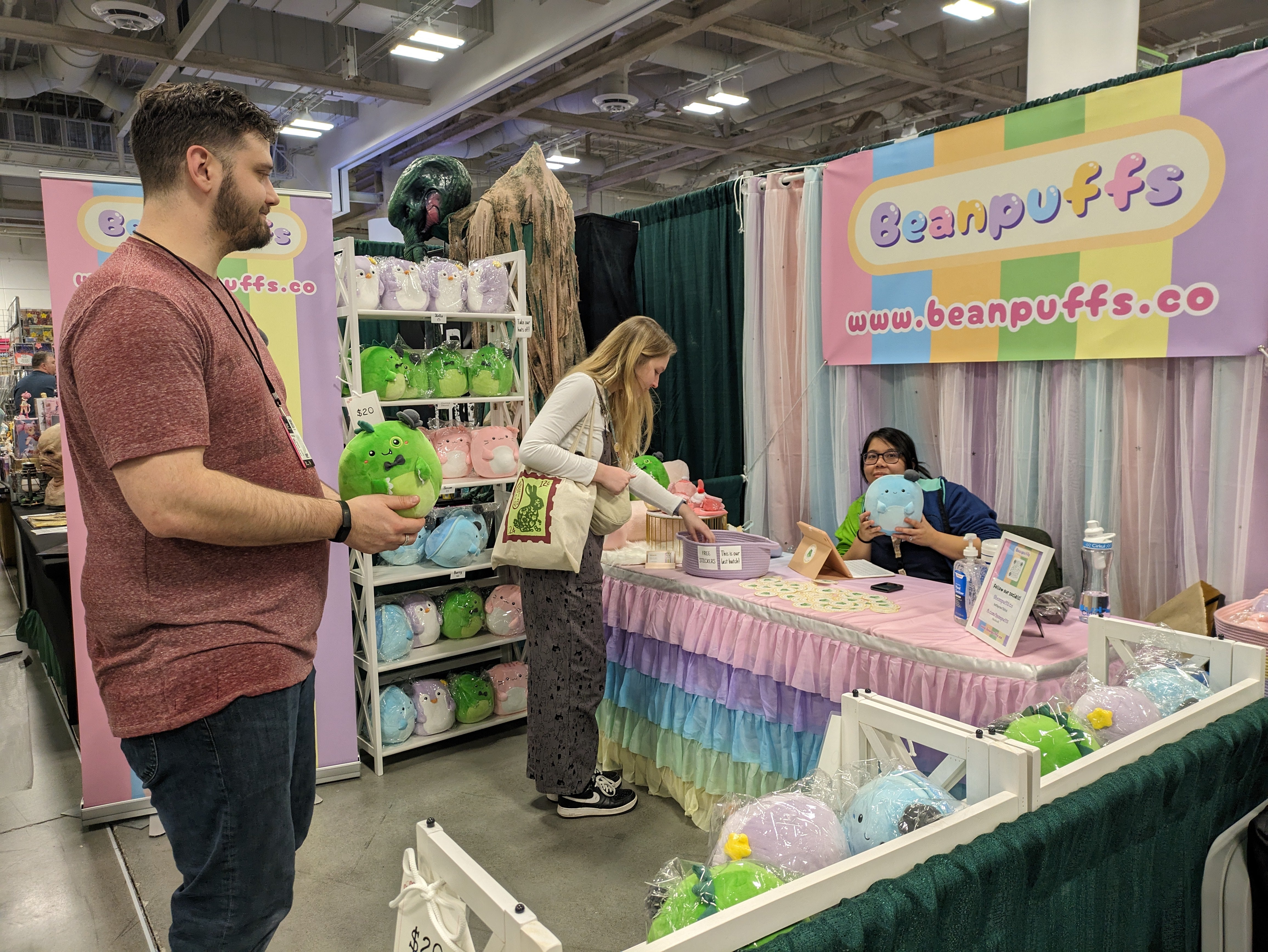 Emerald City Comic Con 2024 show floor trends: Dice and plushies | Popverse